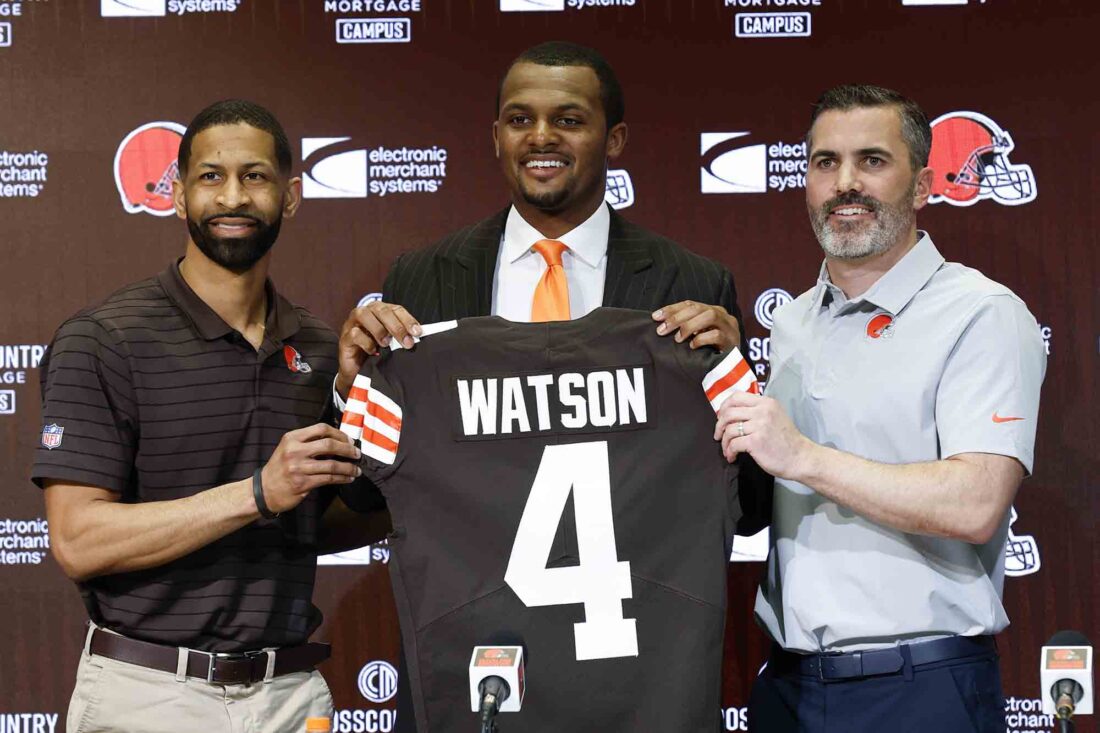 Welcome to Cleveland: Watson, Browns address media for first time since ...